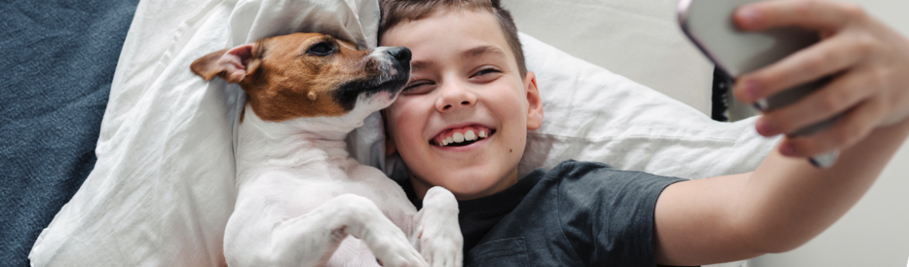 Selfie safety tips for teens | Qustodio