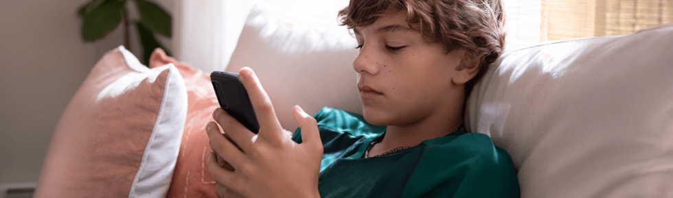 What is the manosphere? What parents of boys need to know | Qustodio