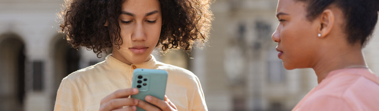 What’s the best way to ask your child to disconnect from screens ...