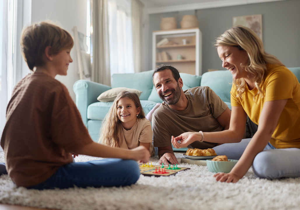 Weekday vs. weekend screen time: How to strike the right balance | Qustodio